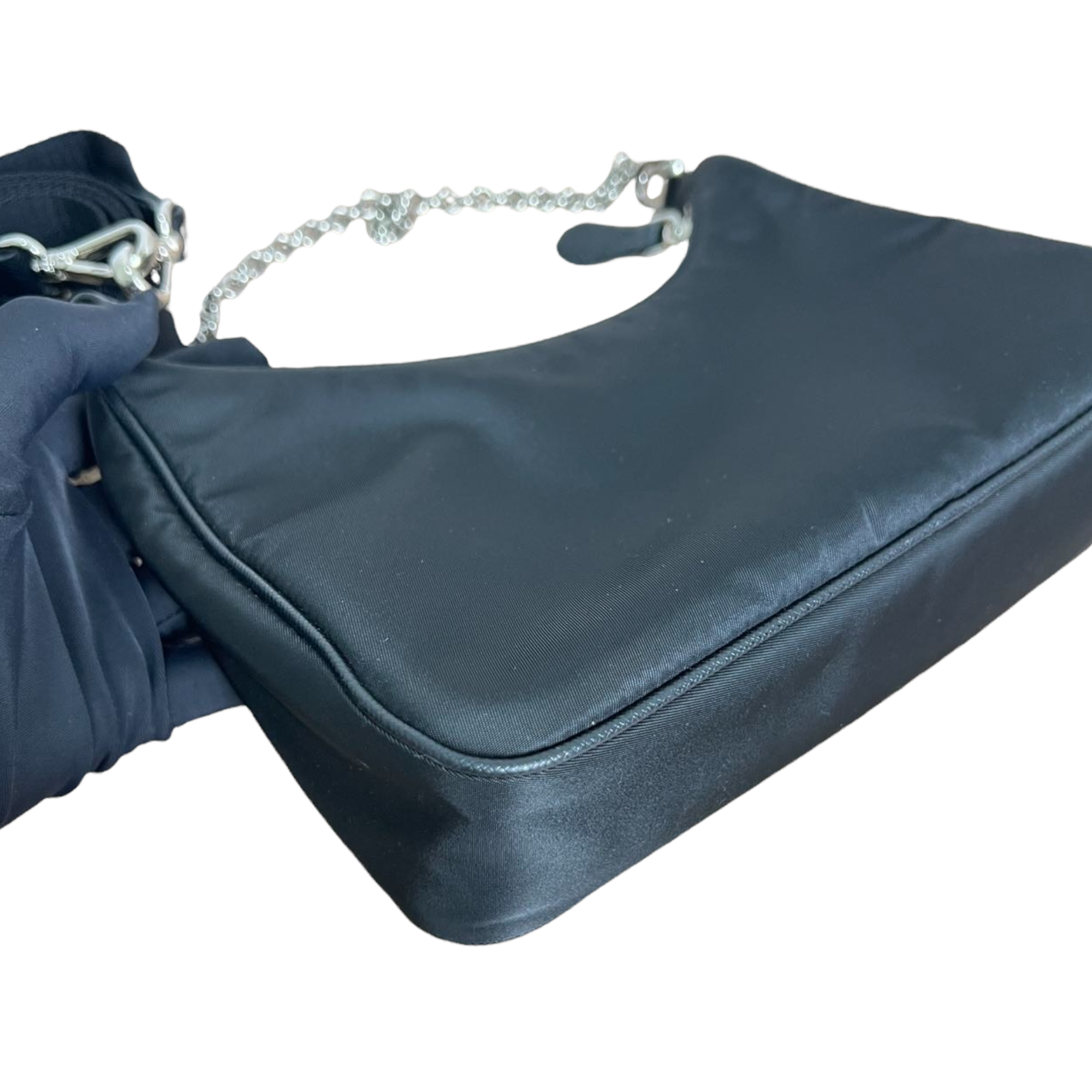 Prada Re-edition 2005 Nylon Black – Bag Religion Prada Re-edition 2005 Nylon Black – Bag Religion
